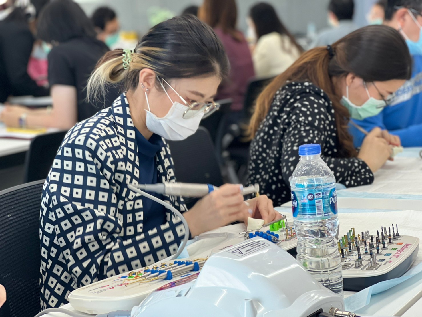 Sinus Augmentation : Lift Me Like A Pro : NeoBiotech Thailand